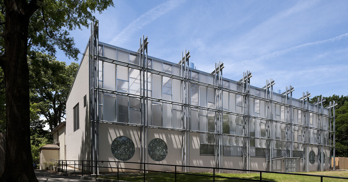 Philadelphia Zoo McNeil Avian Center